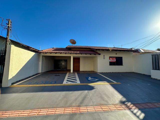 Casa para alugar com 1 suíte + 3 quartos em Jardim Central, Dourados MS