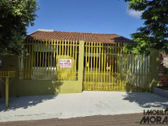 Casa para alugar com 1 Suíte + 3 Quartos em Jardim Bertioga, Maringá PR