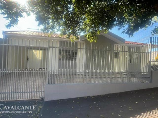 Casa para alugar com 1 Suíte + 3 Quartos em Jardim Diamante, Maringá PR