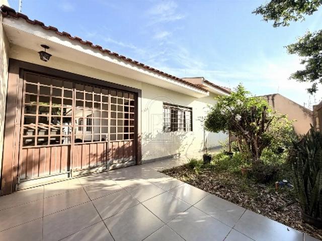 Casa para alugar com 1 Suíte + 3 Quartos em Jardim Iguaçu, Maringá PR