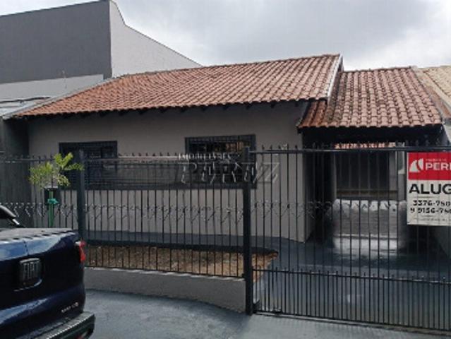 Casa para alugar com 1 Suíte + 3 Quartos em Jerumenha, Londrina PR