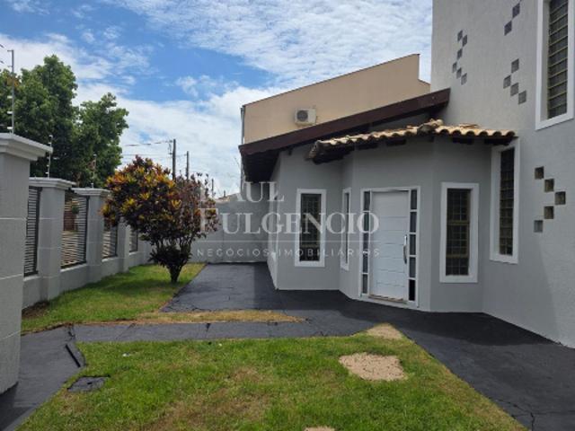 Casa para alugar com 1 Suíte + 4 Quartos em Jardim Tarumã, Londrina PR
