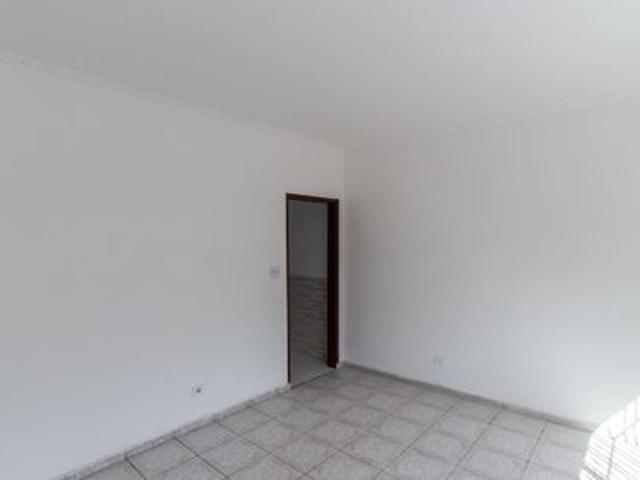 Casa para alugar com 200m², 2 quartos e 2 vagas
