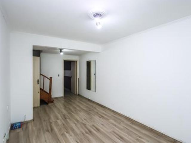 Casa para alugar com 200m², 3 quartos e 1 vaga
