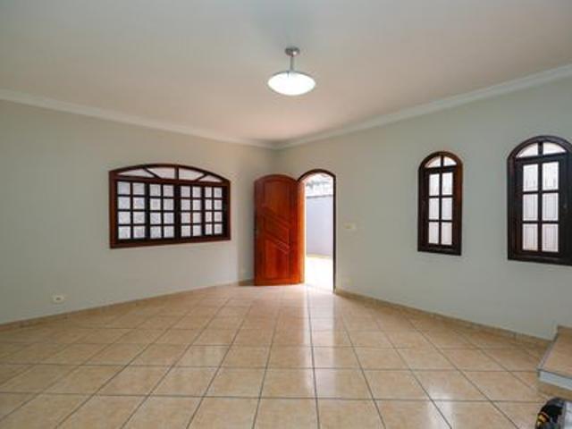 Casa para alugar com 200m², 3 quartos e 2 vagas