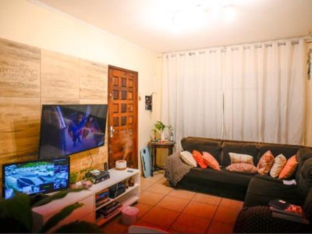 Casa para alugar com 200m², 3 quartos e 2 vagas
