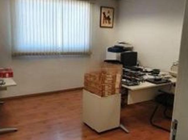 Casa para alugar com 200m², 4 quartos e 2 vagas