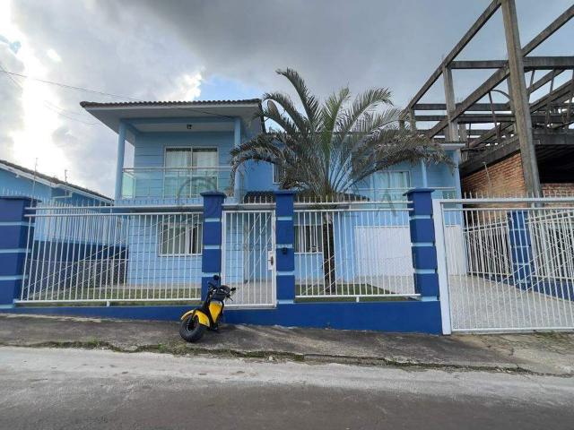 Casa para alugar com 200m², 4 quartos e 2 vagas