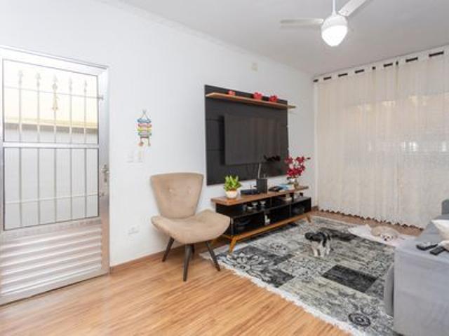 Casa para alugar com 200m², 4 quartos e 2 vagas