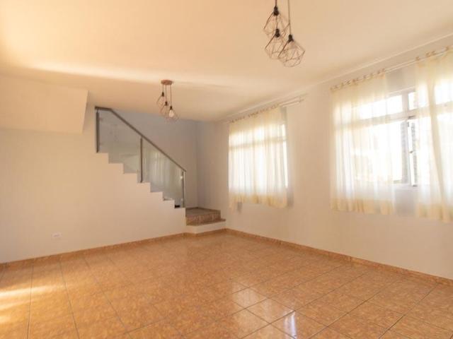 Casa para alugar com 200m², 4 quartos e 4 vagas
