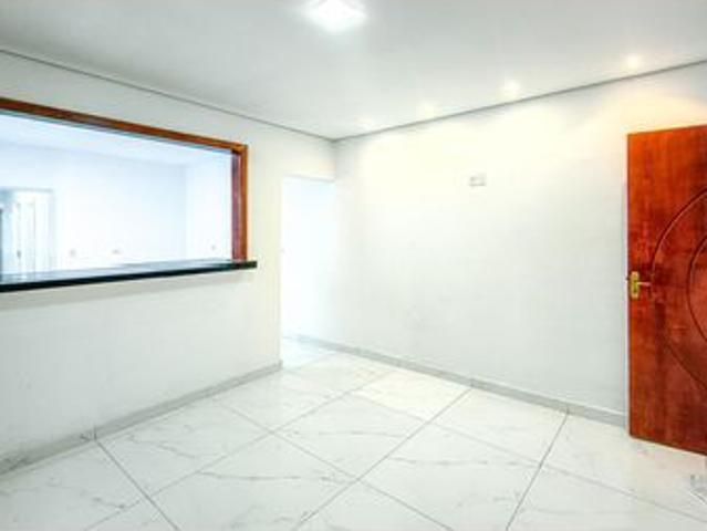 Casa para alugar com 200m², 4 quartos e 4 vagas