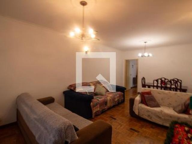 Casa para alugar com 200m², 5 quartos e 2 vagas