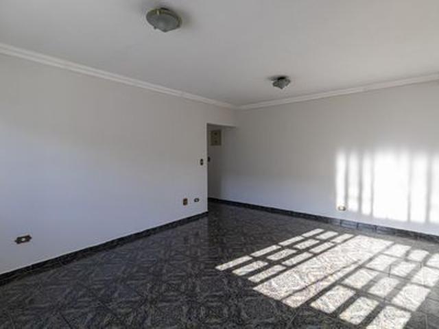 Casa para alugar com 202m², 3 quartos e 1 vaga