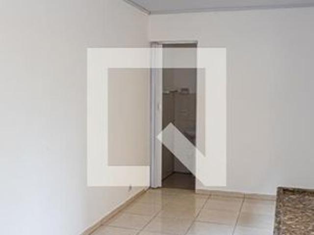 Casa para alugar com 20m², 1 quarto e sem vaga
