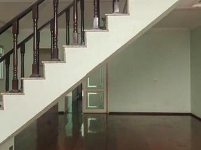 Casa para alugar com 212m², 5 quartos e 3 vagas