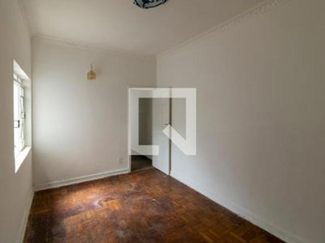 Casa para alugar com 220m², 3 quartos e 2 vagas