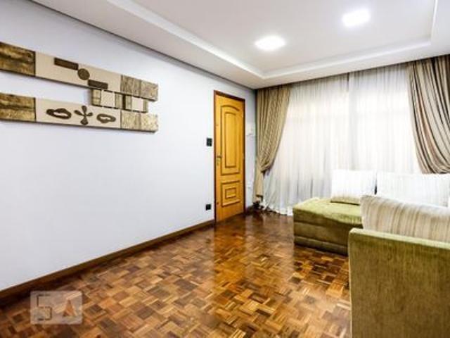 Casa para alugar com 227m², 3 quartos e 2 vagas