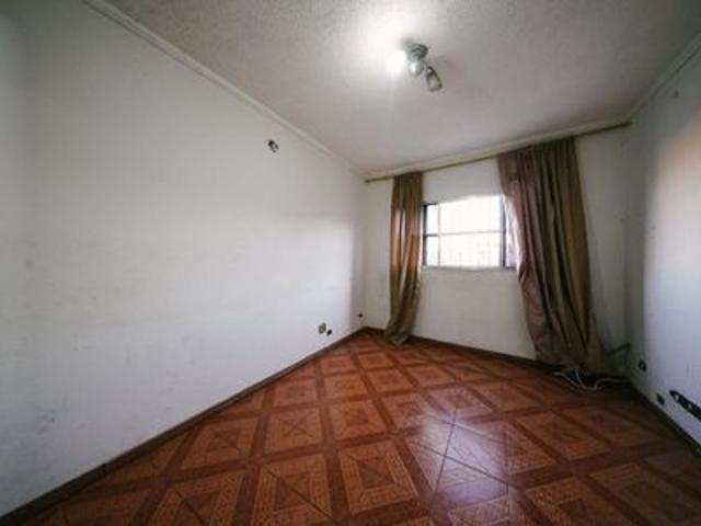 Casa para alugar com 240m², 3 quartos e 2 vagas