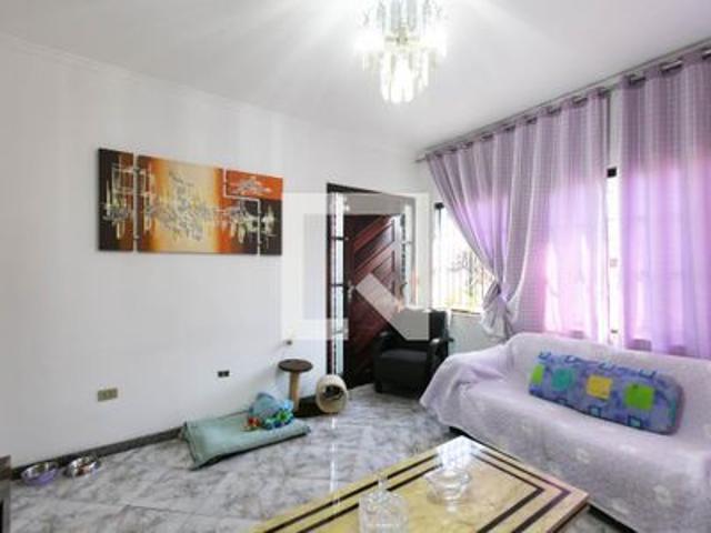 Casa para alugar com 245m², 4 quartos e 4 vagas