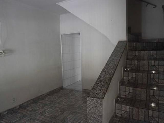 Casa para alugar com 249m², 4 quartos e 3 vagas