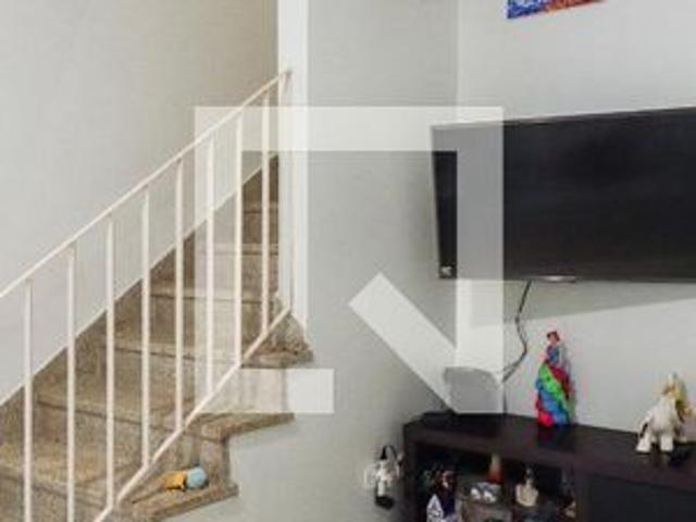 Casa para alugar com 250m², 2 quartos e 2 vagas