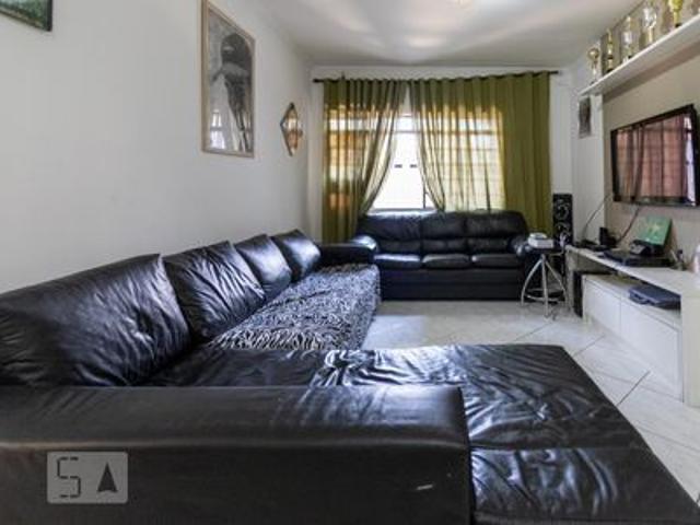 Casa para alugar com 250m², 3 quartos e 2 vagas