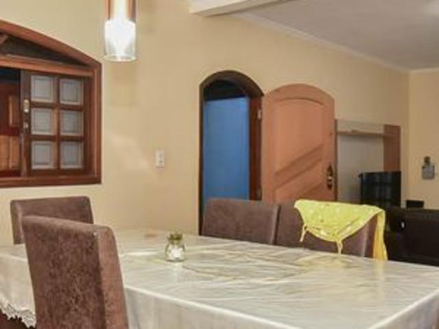 Casa para alugar com 250m², 3 quartos e 3 vagas