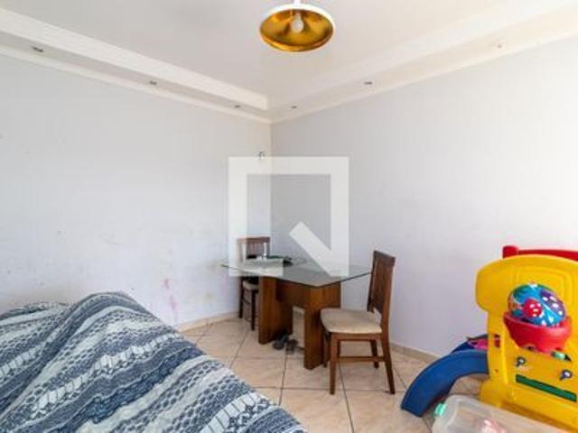 Casa para alugar com 250m², 4 quartos e 1 vaga