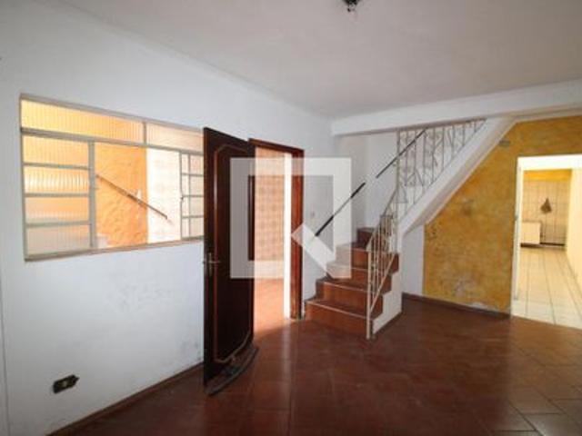 Casa para alugar com 250m², 4 quartos e 1 vaga