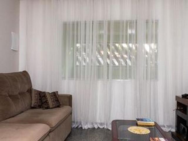 Casa para alugar com 250m², 5 quartos e 2 vagas