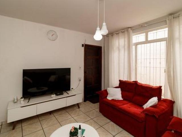 Casa para alugar com 250m², 5 quartos e 3 vagas