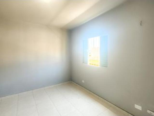 Casa para alugar com 250m², 6 quartos e sem vaga