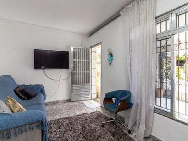 Casa para alugar com 250m², 6 quartos e 2 vagas