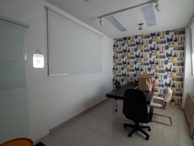 Casa para alugar com 253m², 5 quartos e 1 vaga