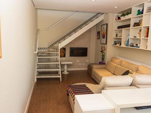 Casa para alugar com 257m², 6 quartos e 2 vagas