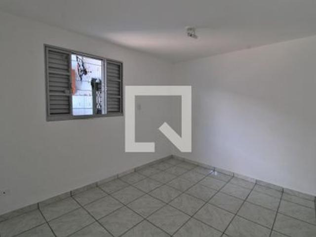 Casa para alugar com 25m², 1 quarto e 1 vaga
