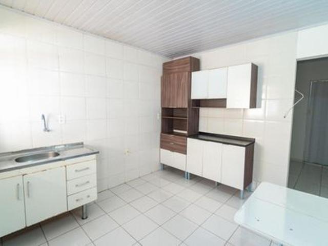 Casa para alugar com 25m², 1 quarto e sem vaga