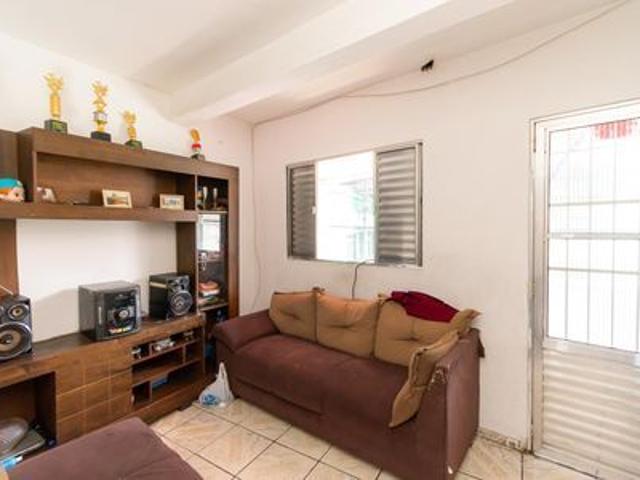 Casa para alugar com 25m², 4 quartos e 2 vagas