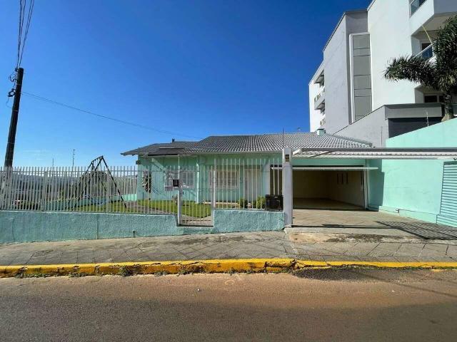 Casa para alugar com 260m², 4 quartos e 2 vagas