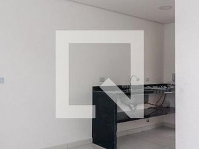 Casa para alugar com 26m², 1 quarto e sem vaga