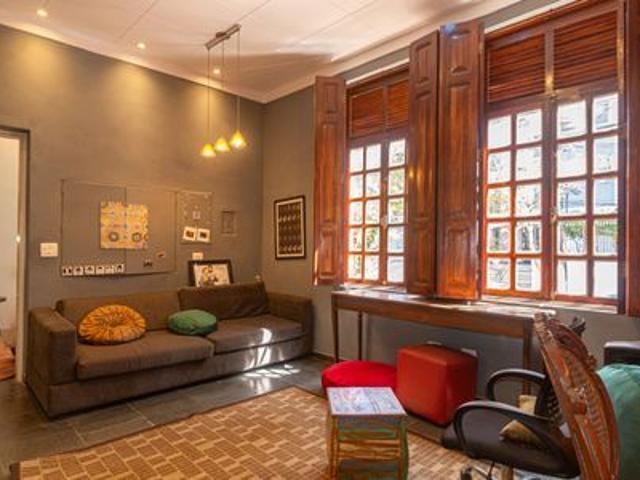 Casa para alugar com 270m², 4 quartos e 1 vaga