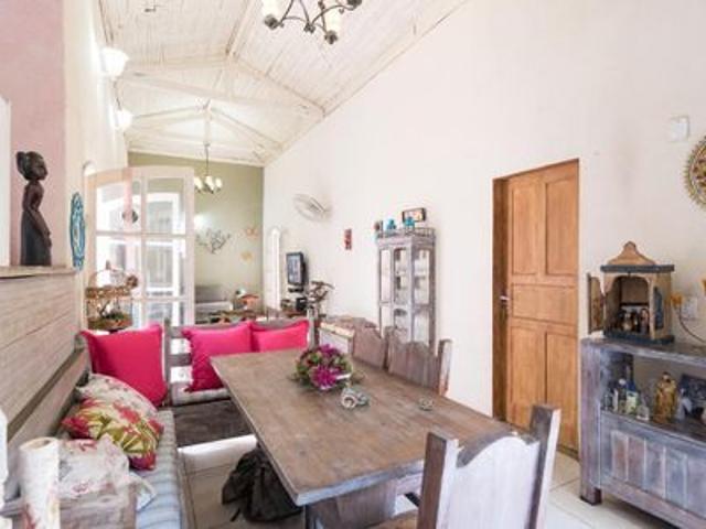 Casa para alugar com 270m², 5 quartos e 2 vagas