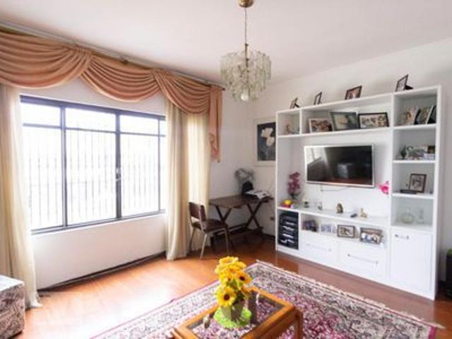 Casa para alugar com 275m², 3 quartos e 8 vagas