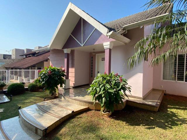 Casa para alugar com 276m², 4 quartos e 4 vagas