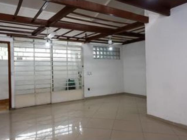 Casa para alugar com 280m², 4 quartos e 2 vagas