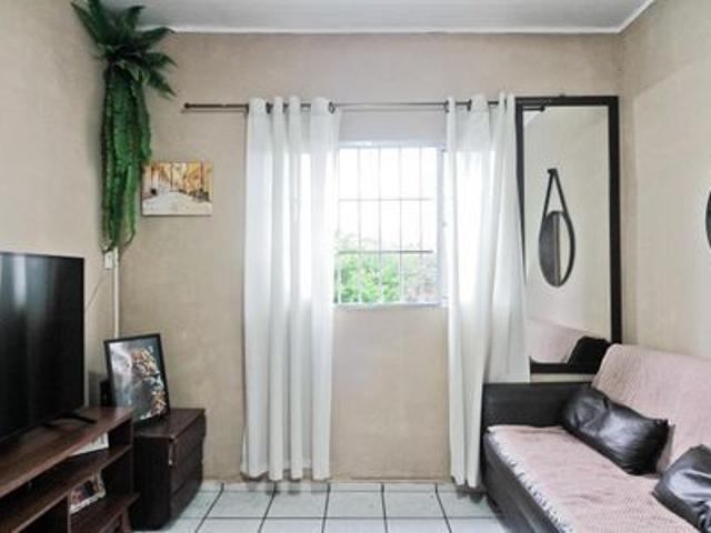 Casa para alugar com 285m², 5 quartos e 3 vagas