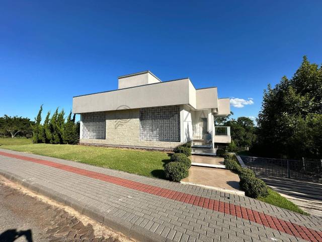Casa para alugar com 286m², 3 quartos e 2 vagas
