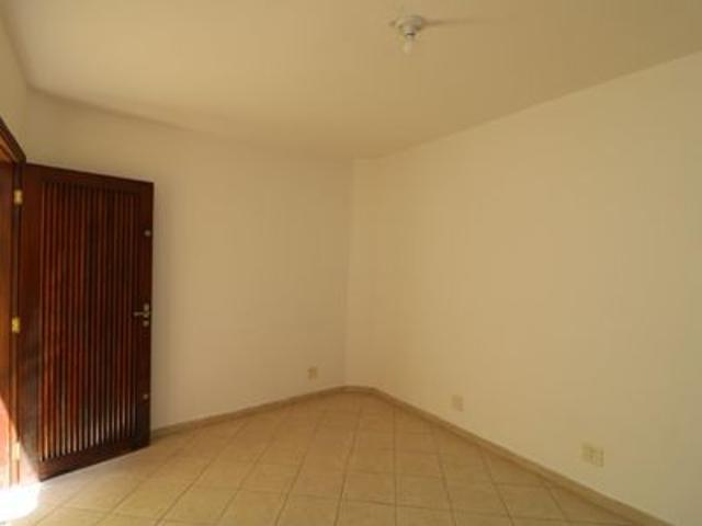 Casa para alugar com 28m², 1 quarto e sem vaga