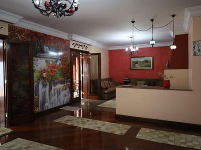 Casa para alugar com 290m², 3 quartos e 4 vagas