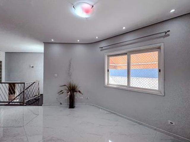 Casa para alugar com 297m², 3 quartos e 2 vagas